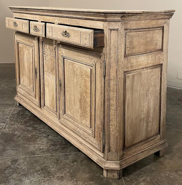 18th Century Rustic Country French Buffet For Sale at 1stDibs