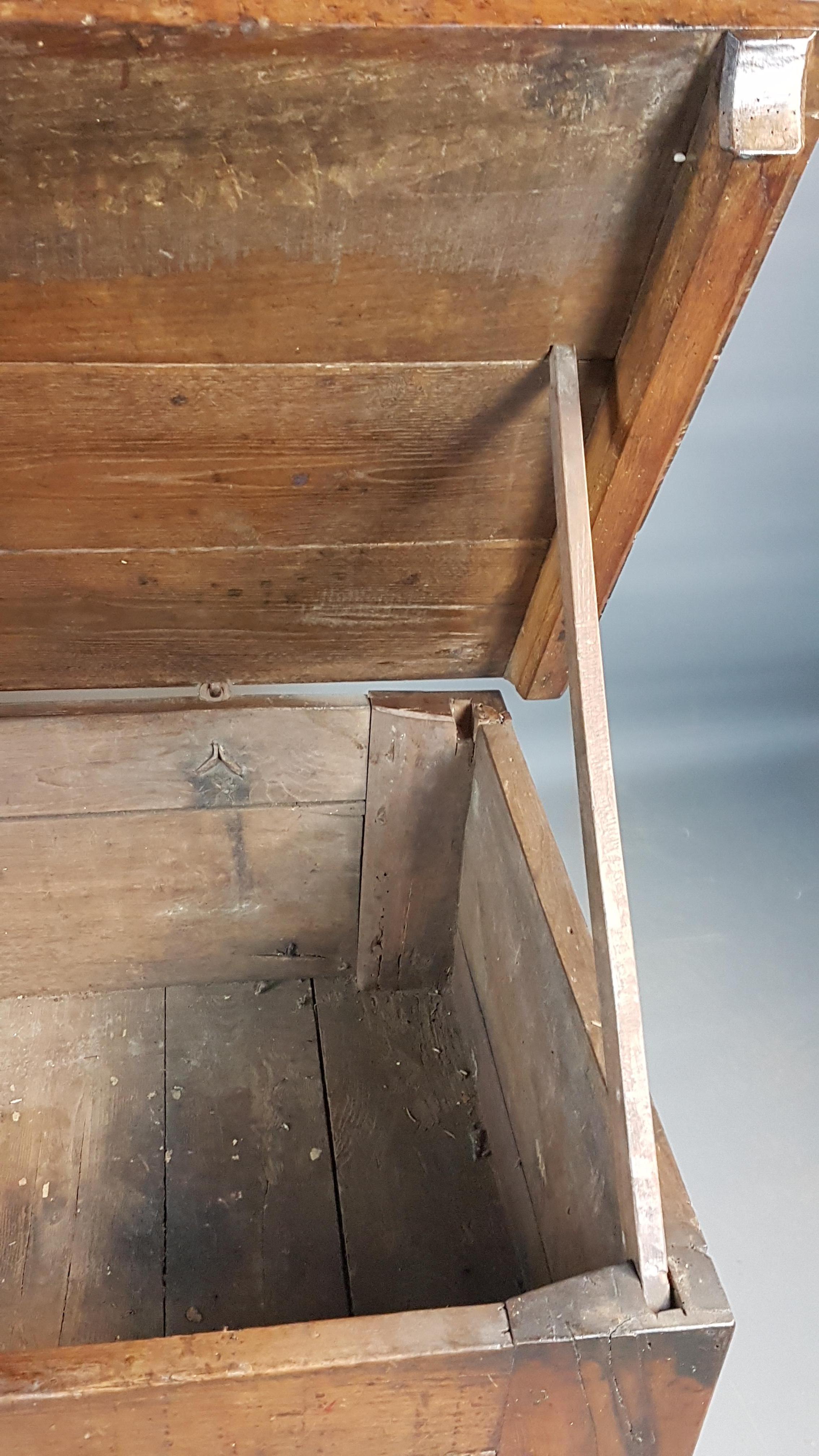 18th Century Scandinavian Walnut Coffer For Sale at 1stDibs