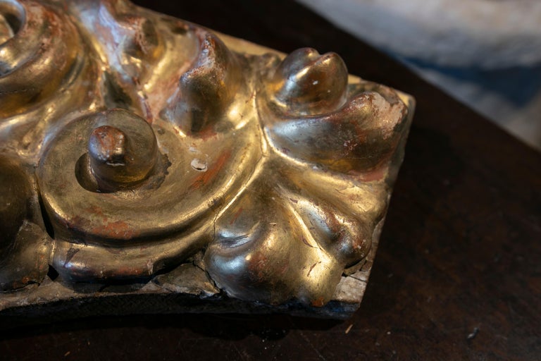 18th Century Spanish Decorative Finial Carved in Wood For Sale at 1stDibs
