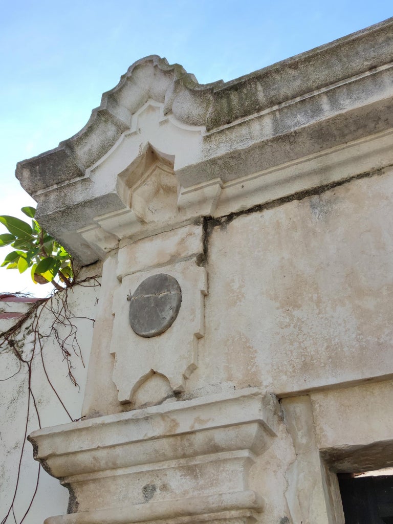 18th Century Spanish Limestone Stately Entrance Surround For Sale at ...