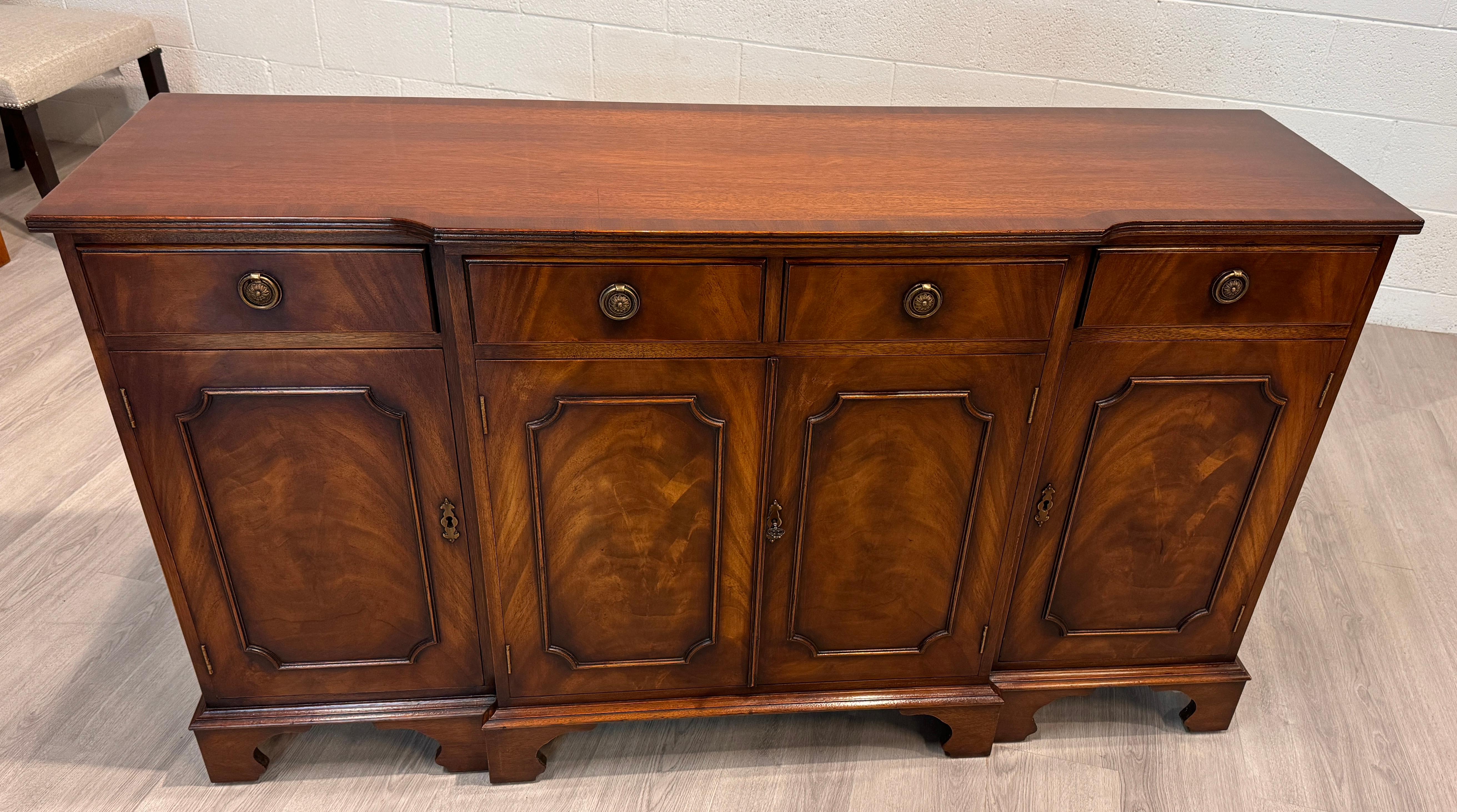 18th Century Style Traditional English Sideboard with Storage For Sale ...