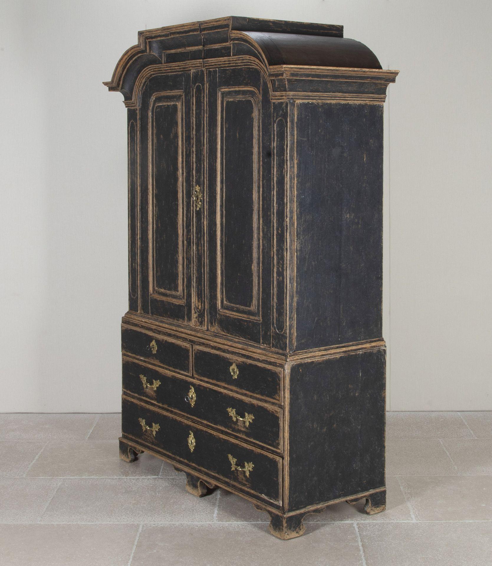 18th Century Swedish Baroque Cabinet For Sale at 1stDibs