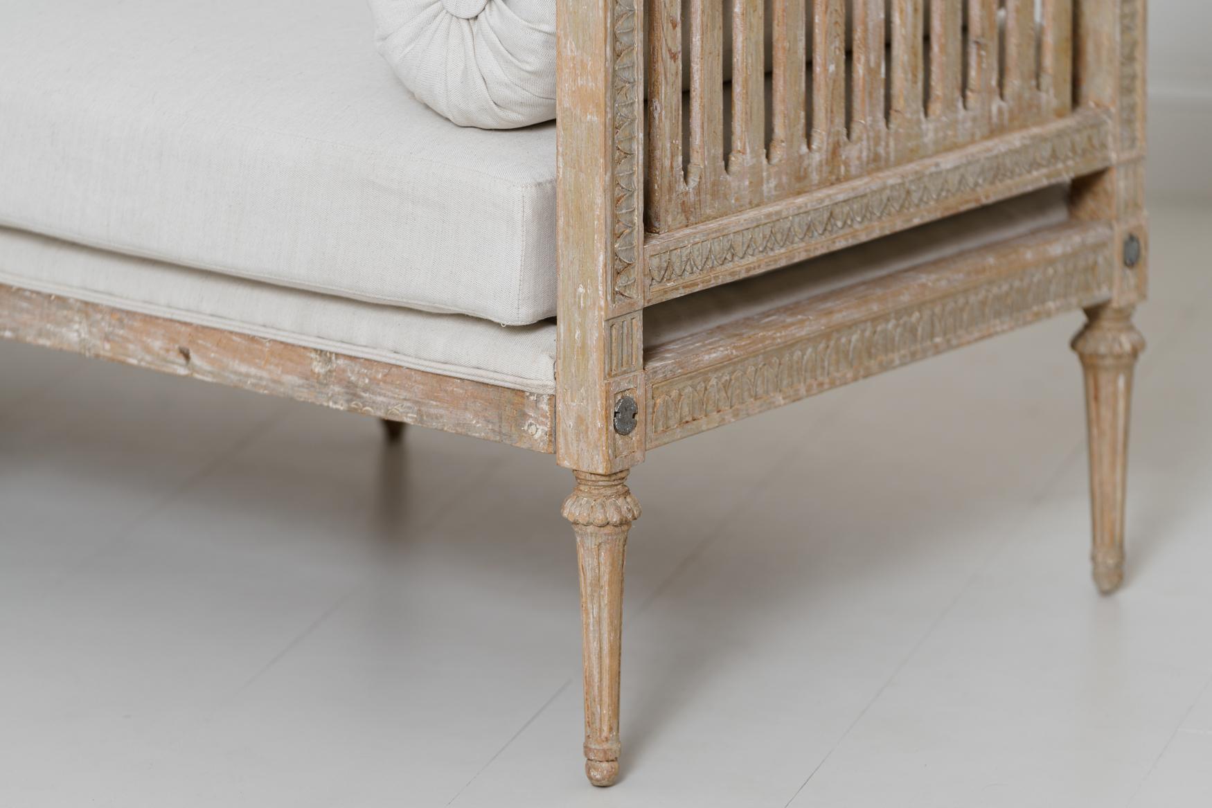 18th Century Swedish Gustavian Period Original Paint Daybed by Johan ...