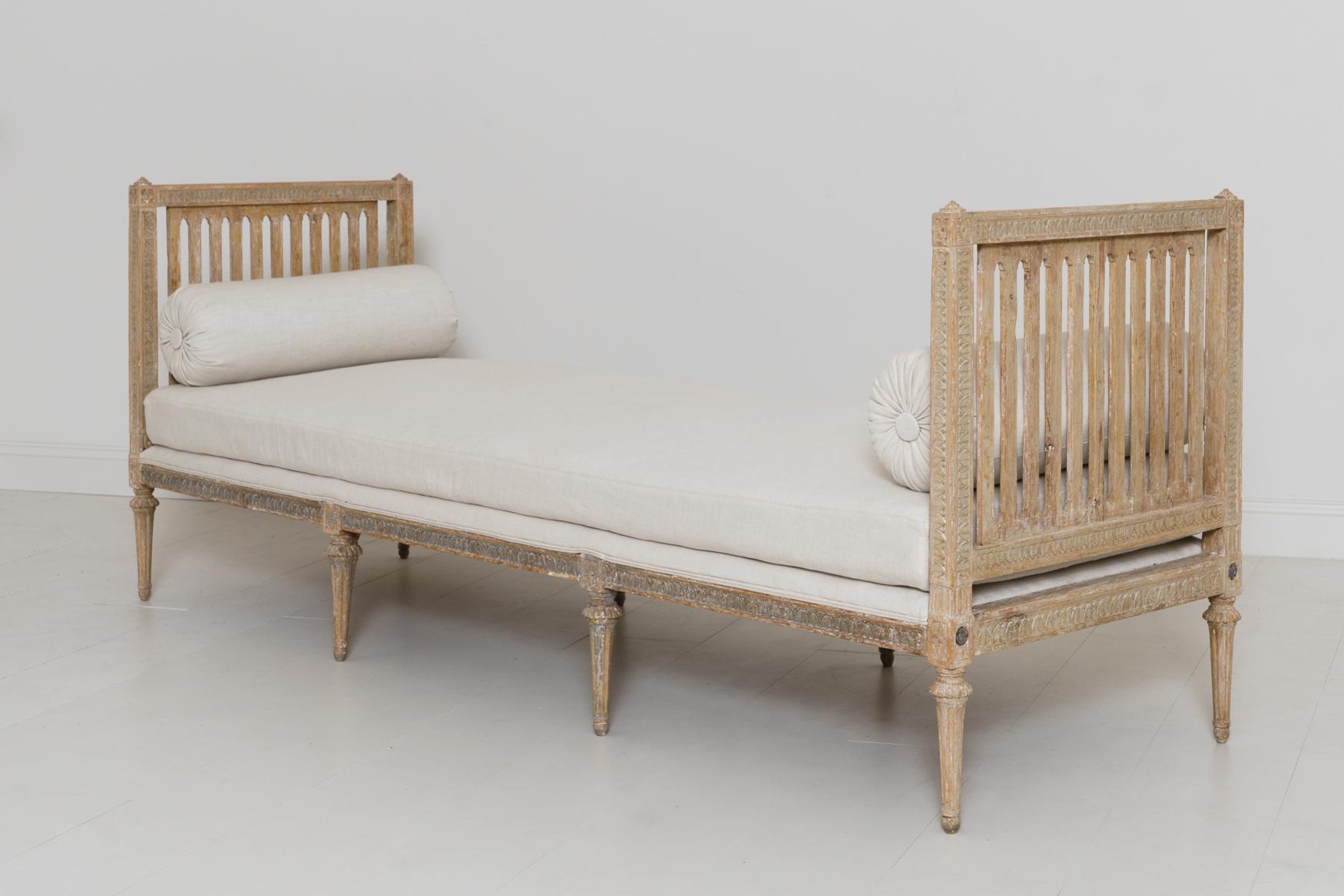 18th Century Swedish Gustavian Period Original Paint Daybed by Johan ...