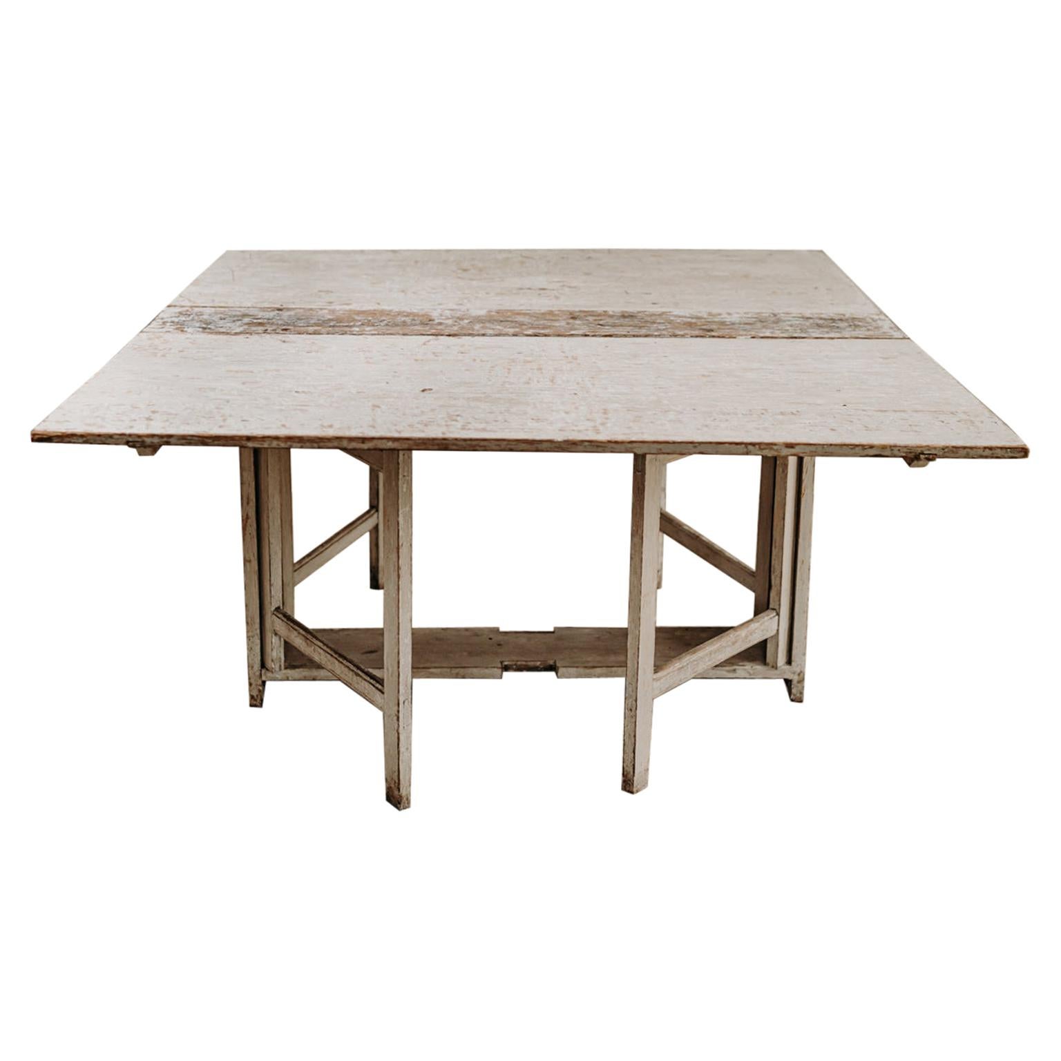 18th Century Northern Swedish Folk Art Dining Table For Sale at 1stDibs