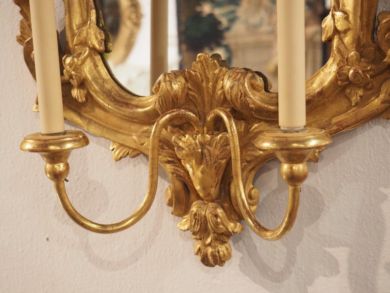 18th Century Venetian Giltwood Mirrored Two-Arm Wall Sconce For Sale at ...