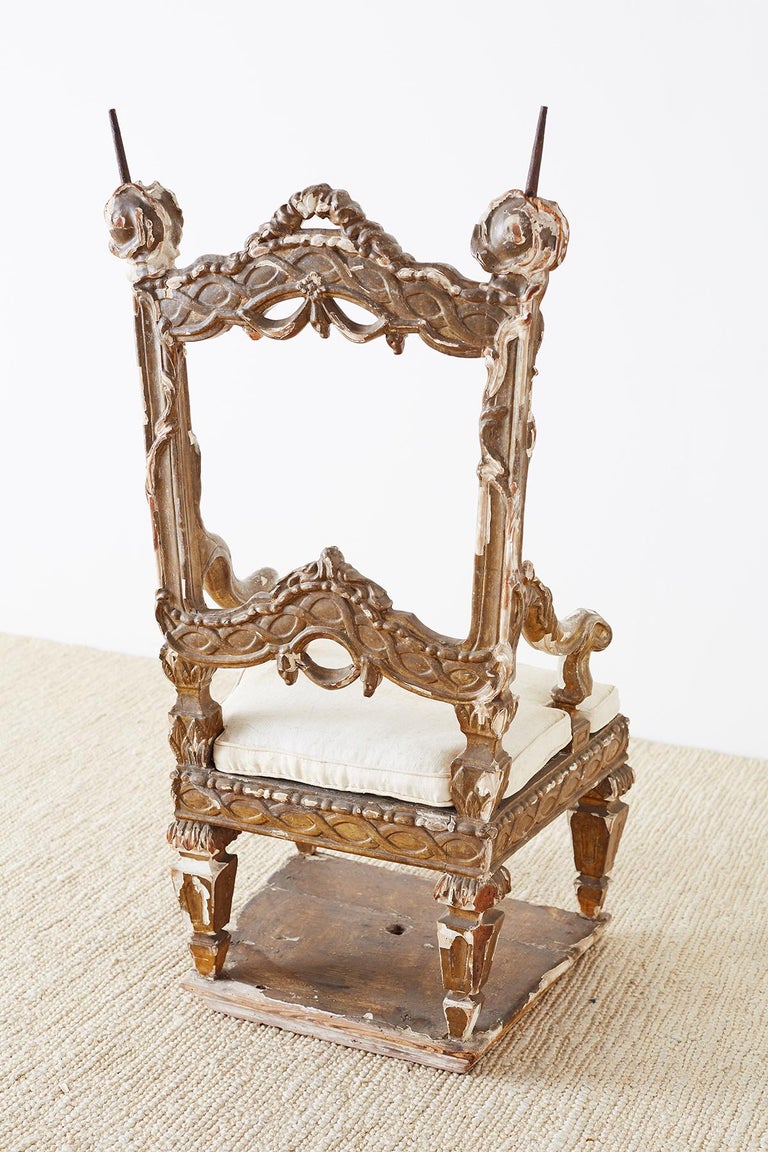 18th Century Venetian Neoclassical Parade Chair or Kings Chair at ...