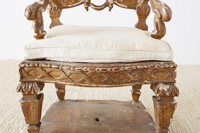 18th Century Venetian Neoclassical Parade Chair or Kings Chair at ...