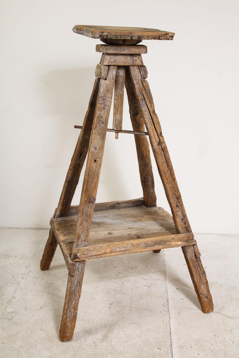 18th Century Venetian Wood Sculpture Stand For Sale at 1stDibs