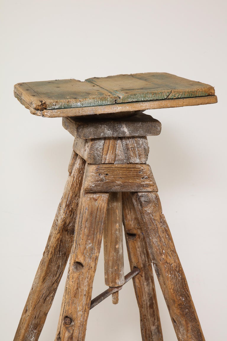 18th Century Venetian Wood Sculpture Stand For Sale at 1stDibs