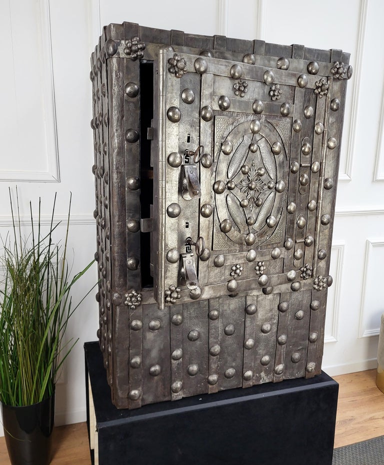 18th Century Wrought Iron Italian Antique Hobnail Safe Strong Box Bar ...