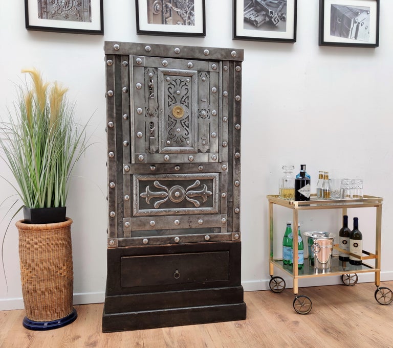 18th Century Wrought Iron Italian Antique Hobnail Safe Strongbox Bar ...