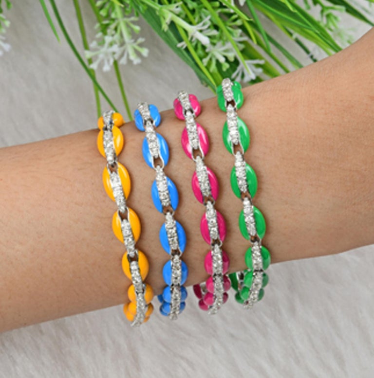 1.9 Carat Diamond Yellow Enamel Cowrie Shell Bracelet 10 Kt White Gold ...