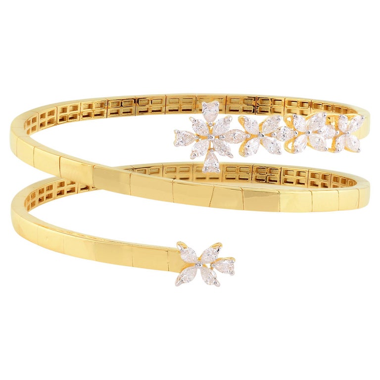1.90 Carat SI/HI Pear Shape Diamond Spiral Bangle Bracelet 18 Karat ...