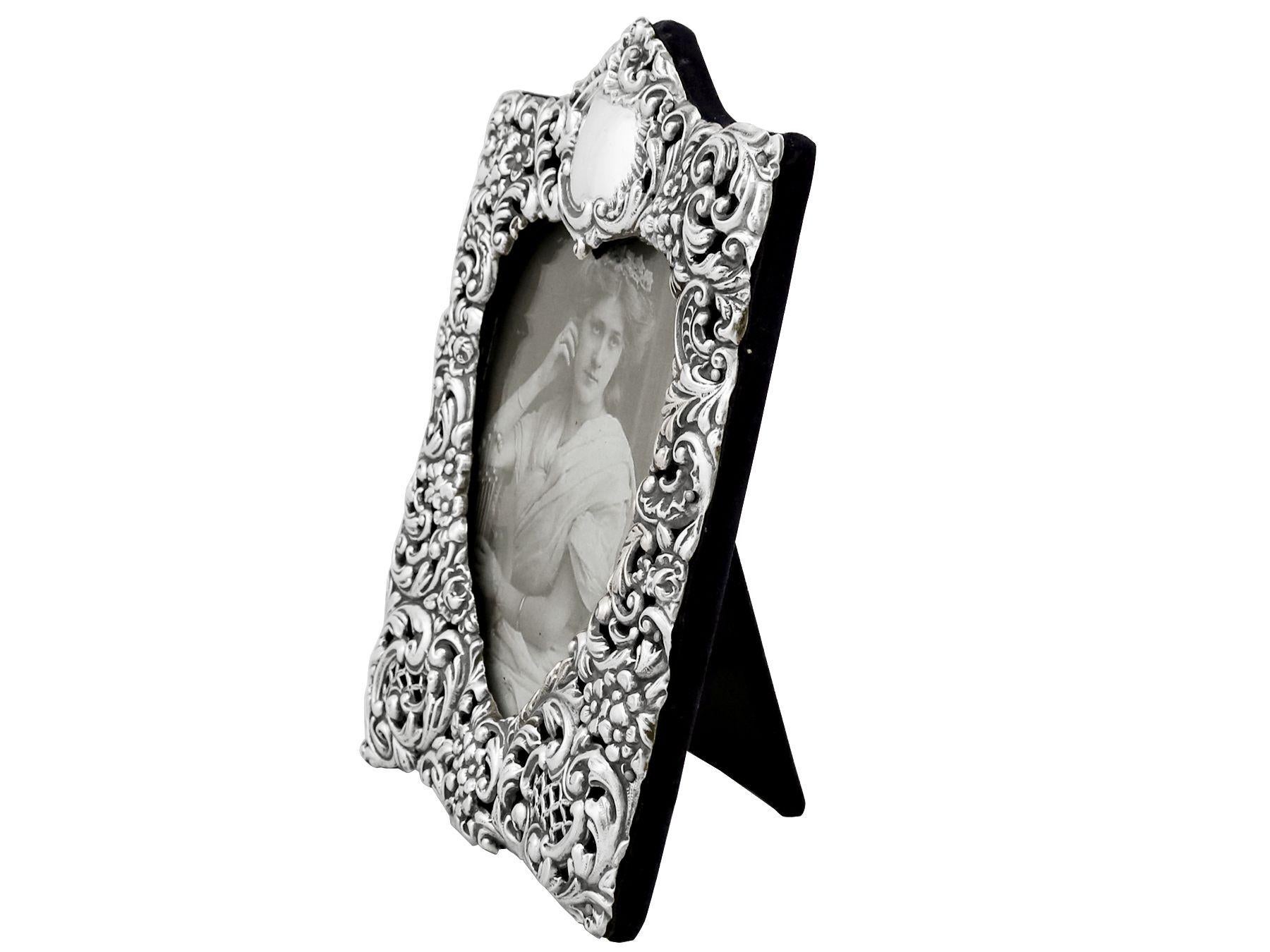 1900s Antique Edwardian Sterling Silver Photograph Frame at 1stDibs ...
