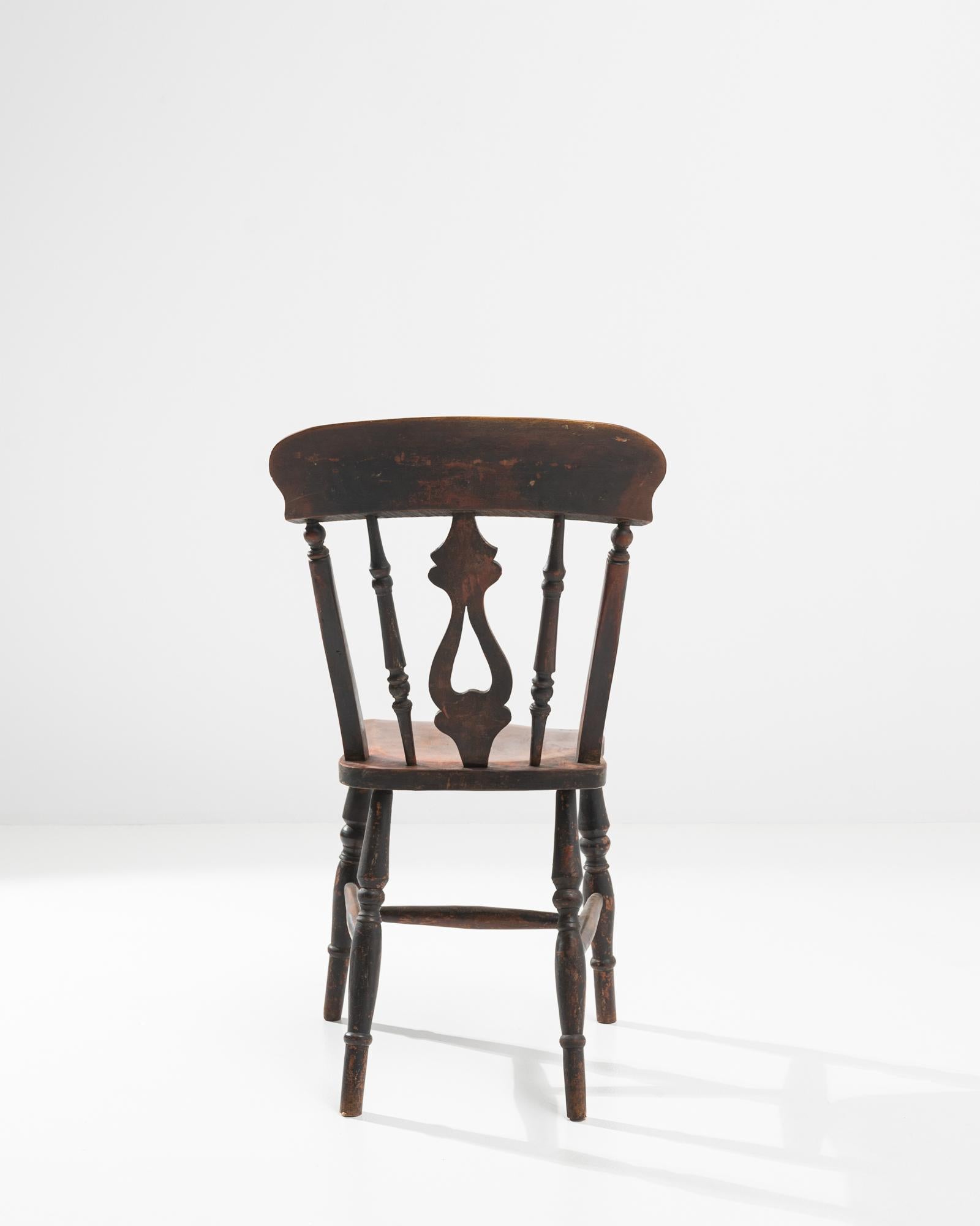 1900s British Splat Back Chair For Sale at 1stDibs