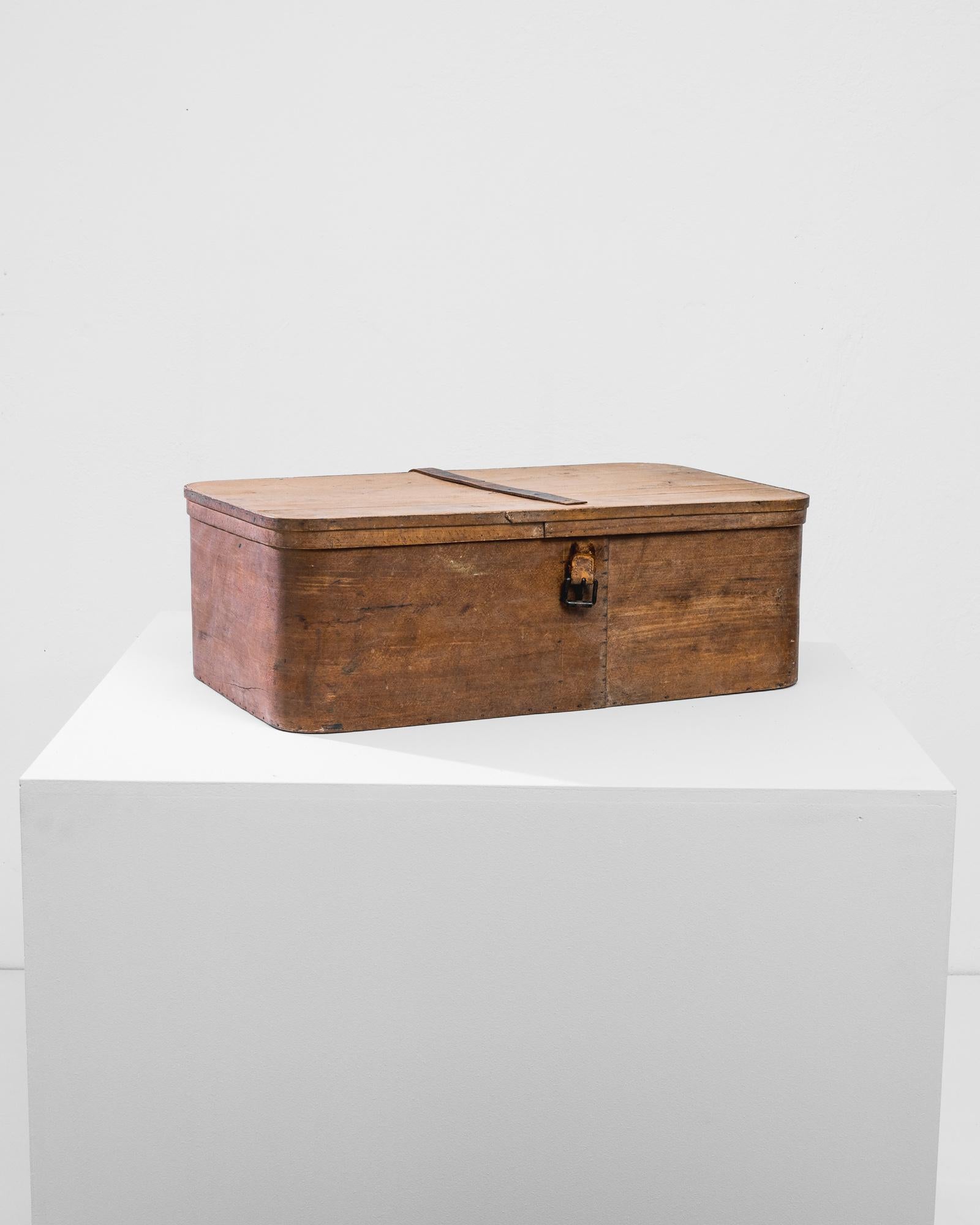 1900s French Wooden Box For Sale at 1stDibs