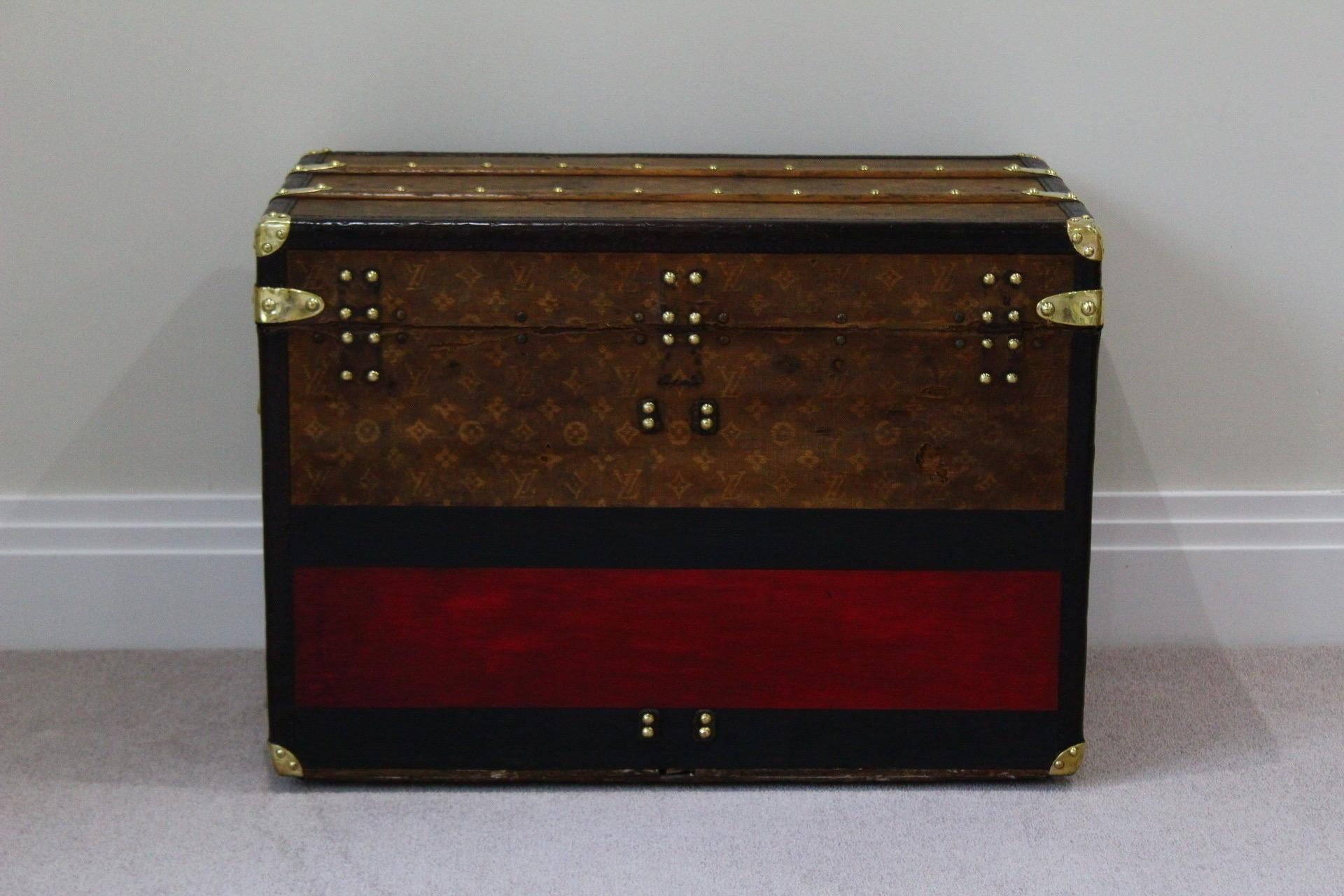 1900s Louis Vuitton Monogram Courier Trunk For Sale at 1stDibs