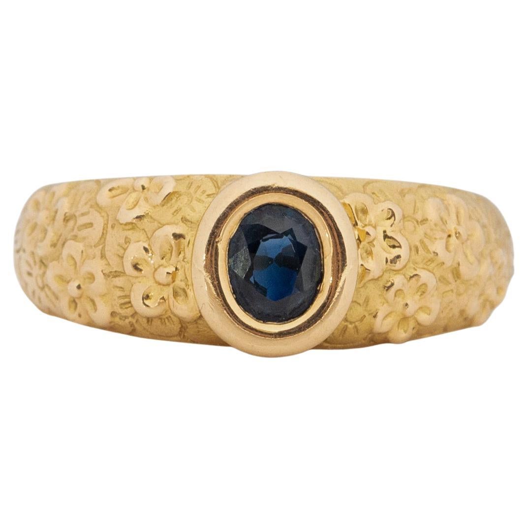 Engraved Diamond Gold Ring For Sale at 1stDibs