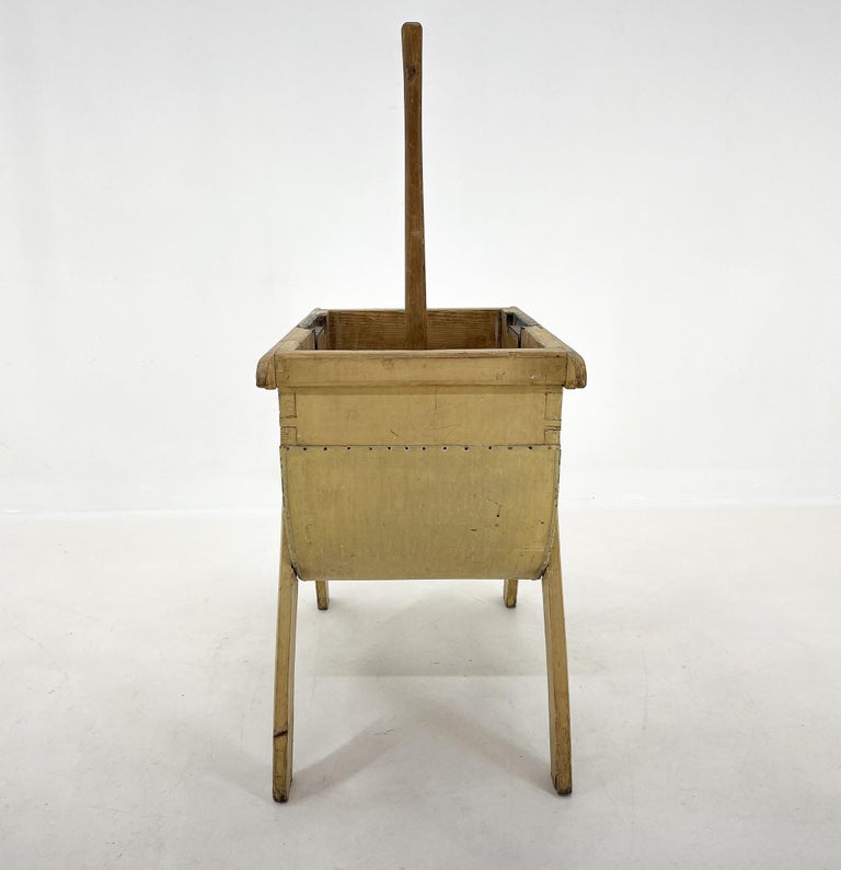 1900's Wooden Washing Machine For Sale at 1stDibs