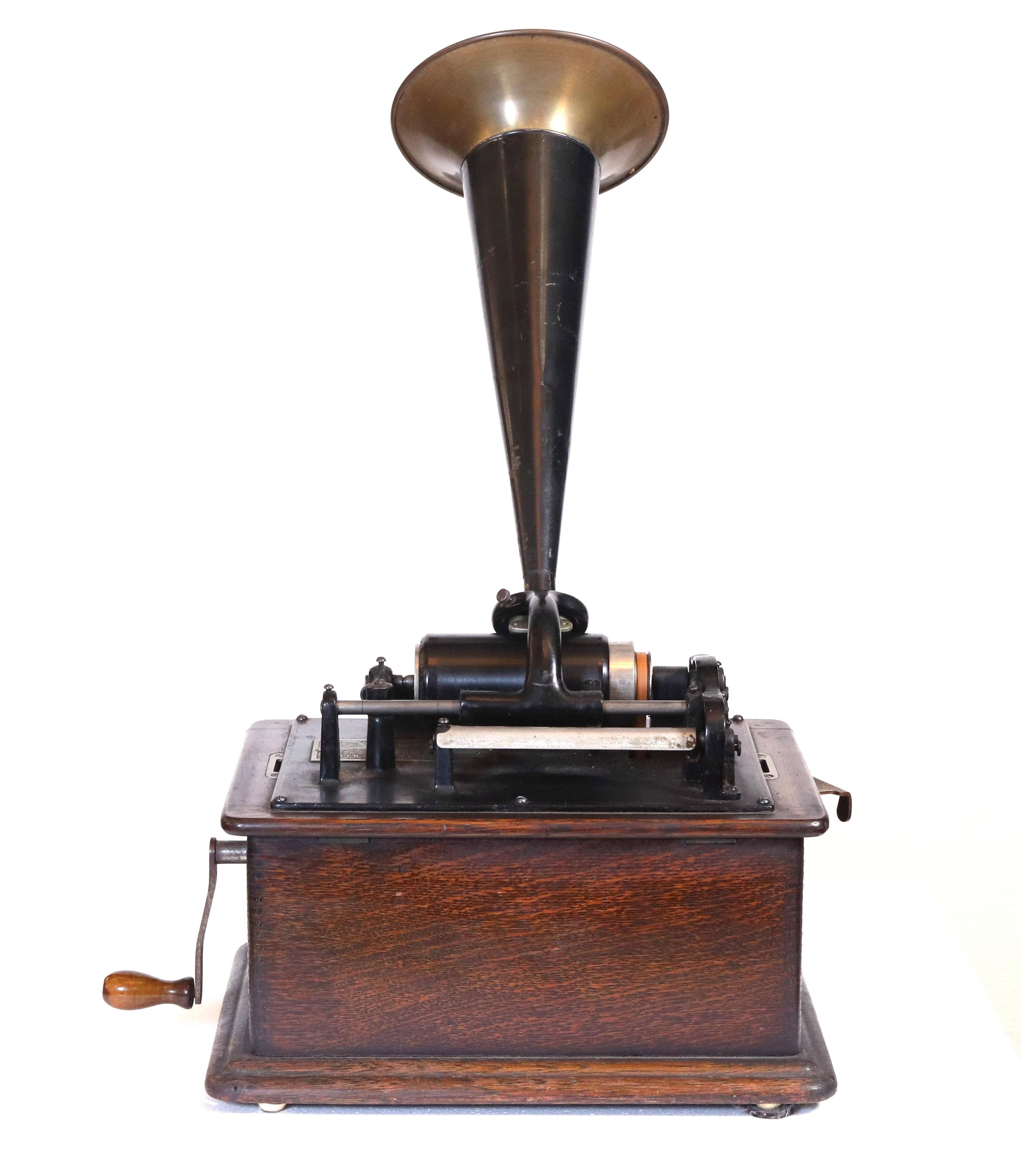 1903 Antique Thomas Edison Standard Phonograph For Sale at 1stDibs