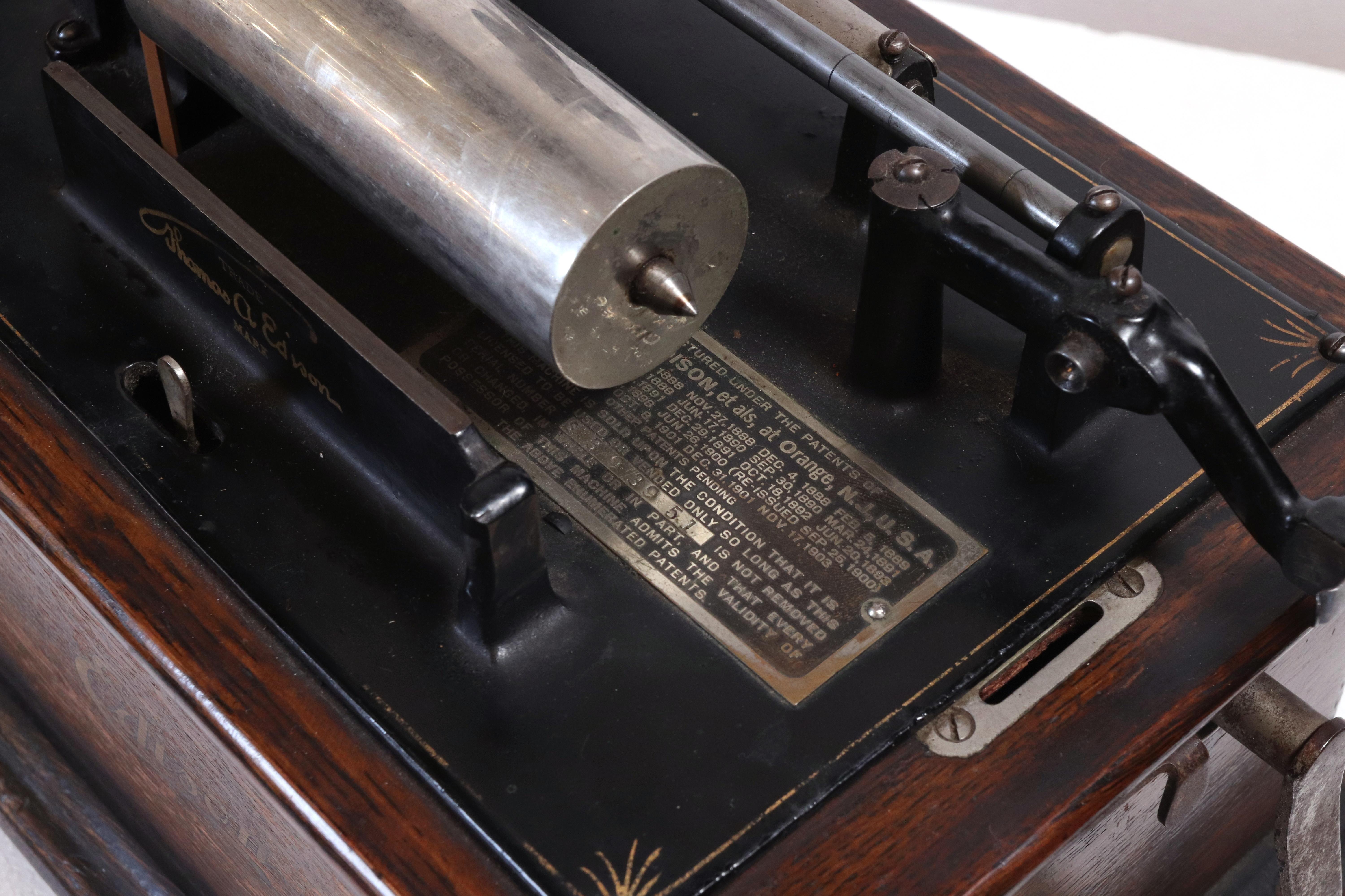 1903 Antique Thomas Edison Standard Phonograph For Sale at 1stDibs