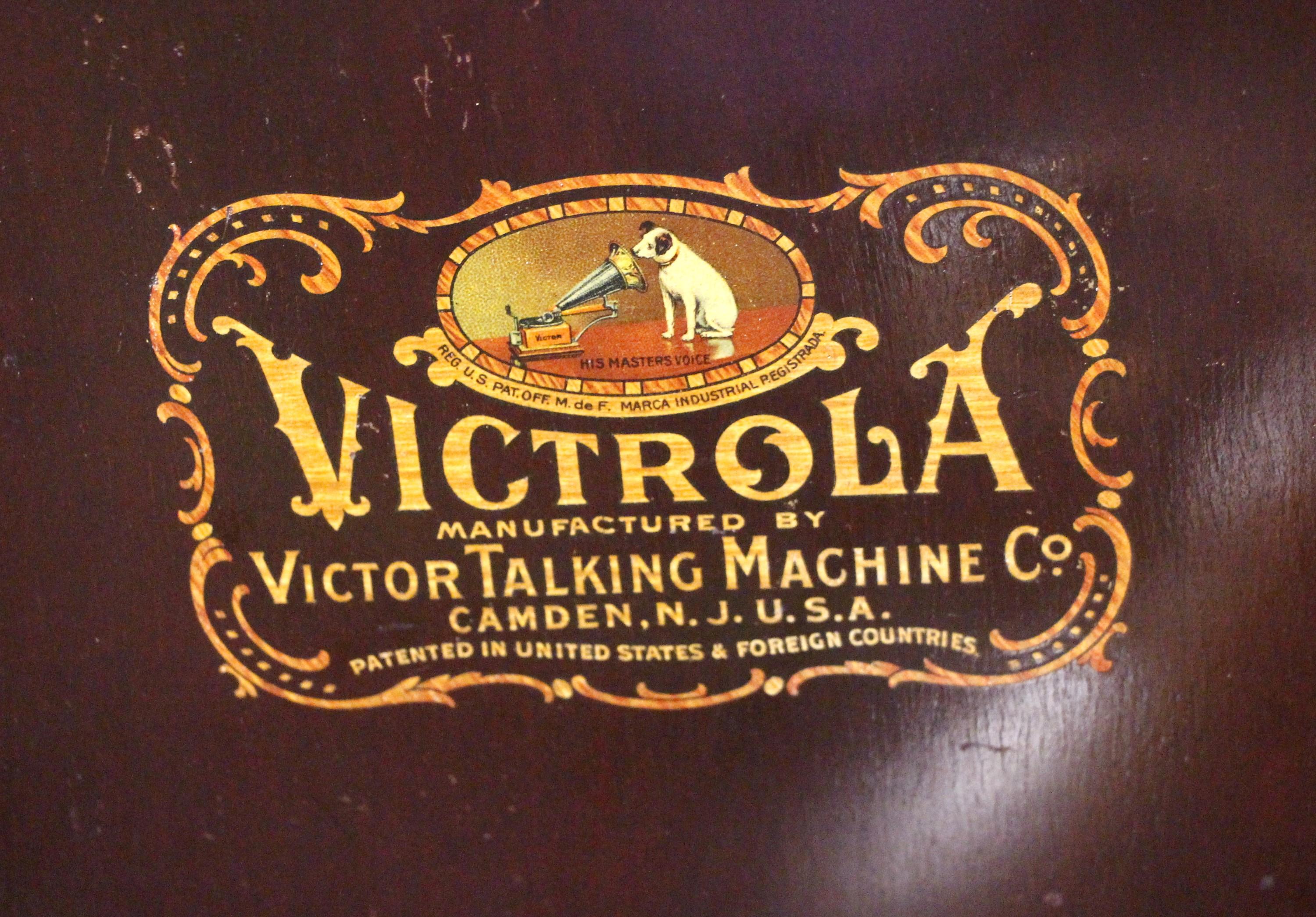 1911 Working Antique Victor Talking Machine Record Player For Sale at 1stDibs | antique record ...
