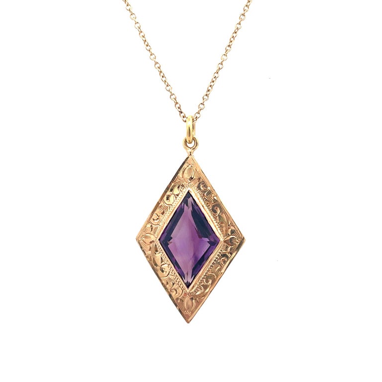 1915 Art Deco 14k Yellow Gold Engraved Amethyst Necklace For Sale at ...