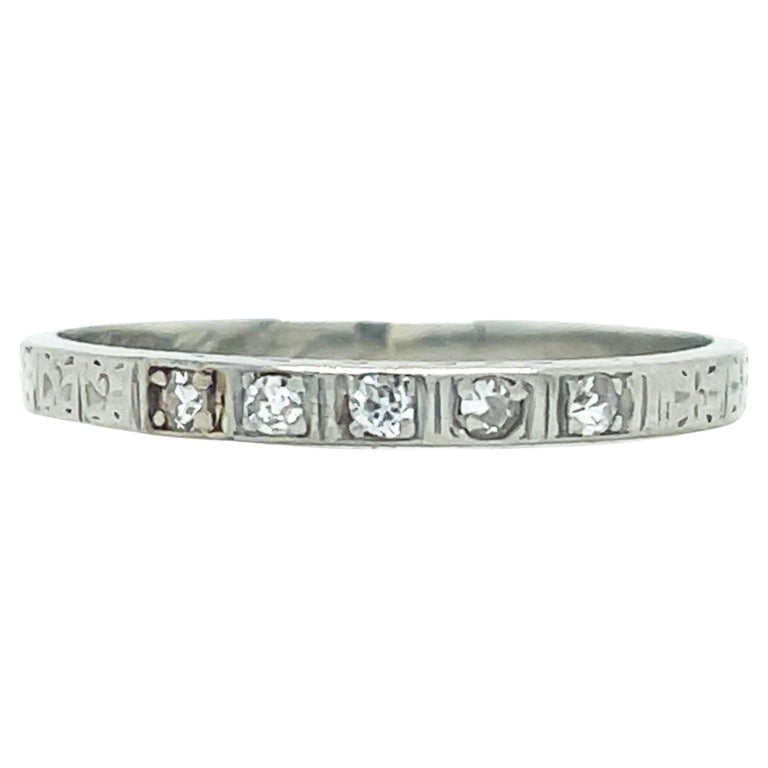 1915 Art Deco Hand-Engraved White Gold Diamond Band For Sale at 1stDibs