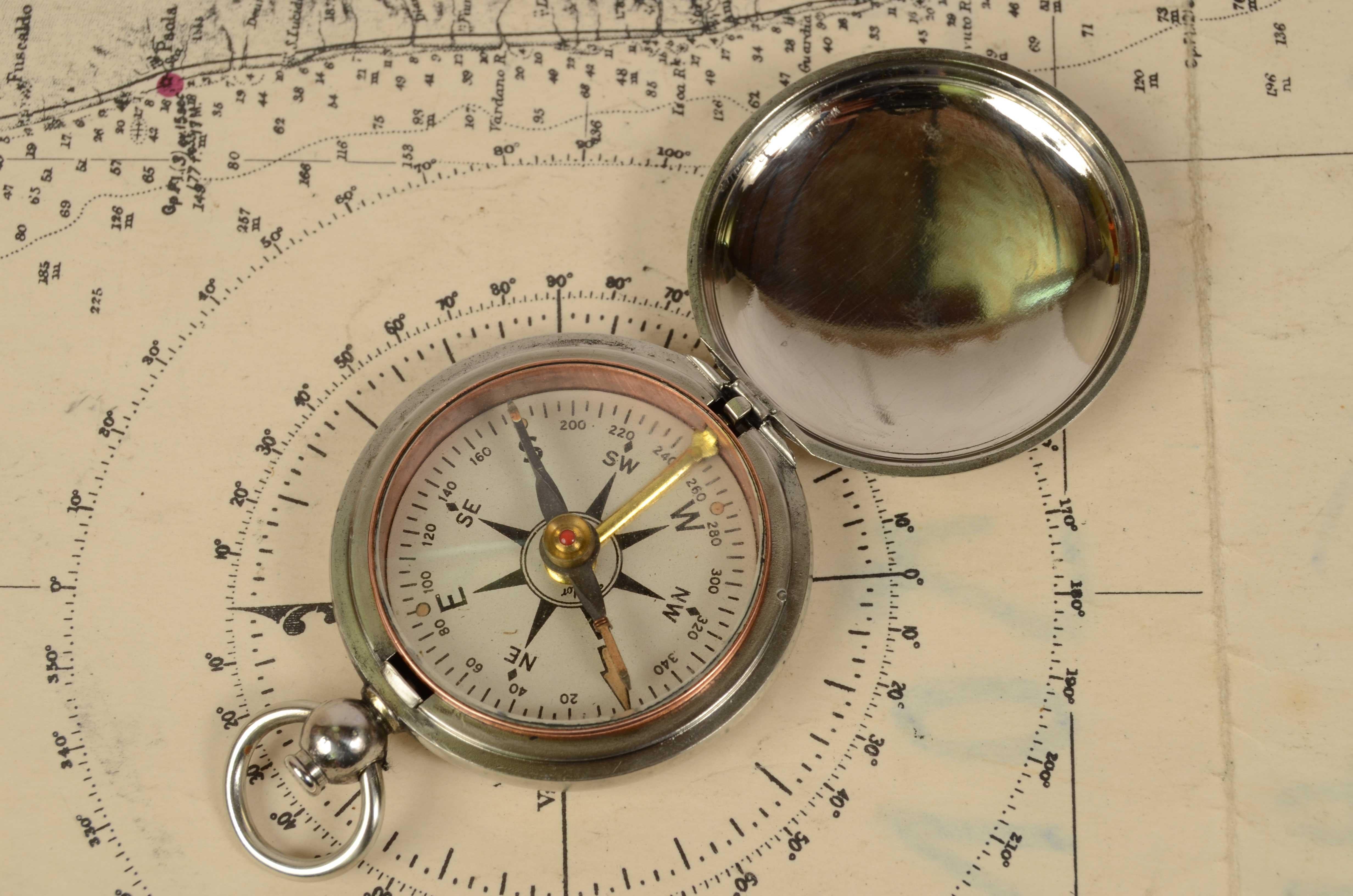 1918s Small Chromed Brass Magnetic Pocket Compass First Worla War ...