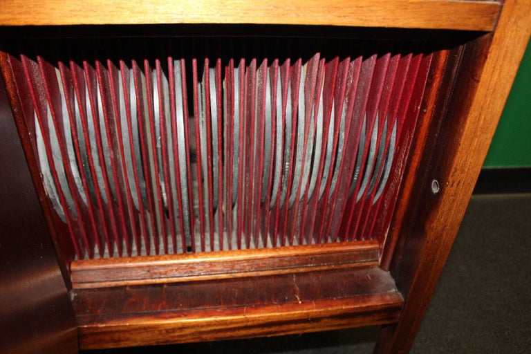 1919 Edison Disc Phonograph H 19 Record Player at 1stDibs