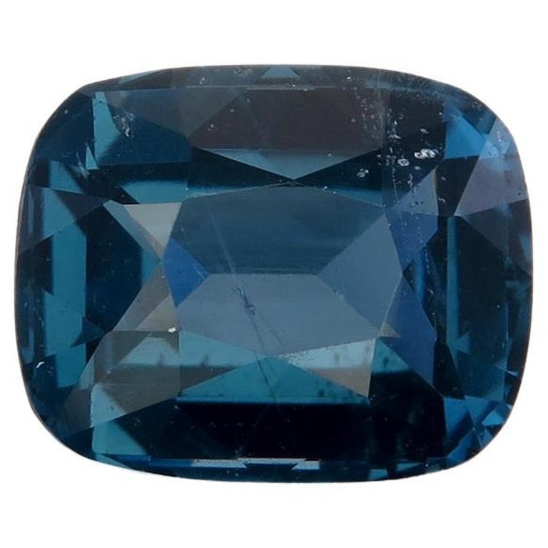 1.92 Carat Blue Spinel Lotus Certified For Sale at 1stDibs