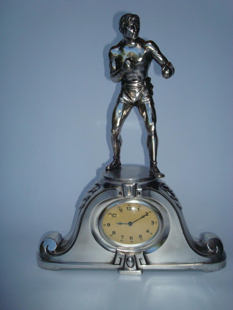 1920´s Boxer Sculpture / Table, Mantel Clock For Sale at 1stDibs