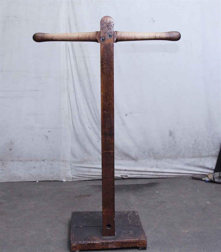 1920s Carved Tailor Shop Maple T Rack from Manhattan For Sale at ...