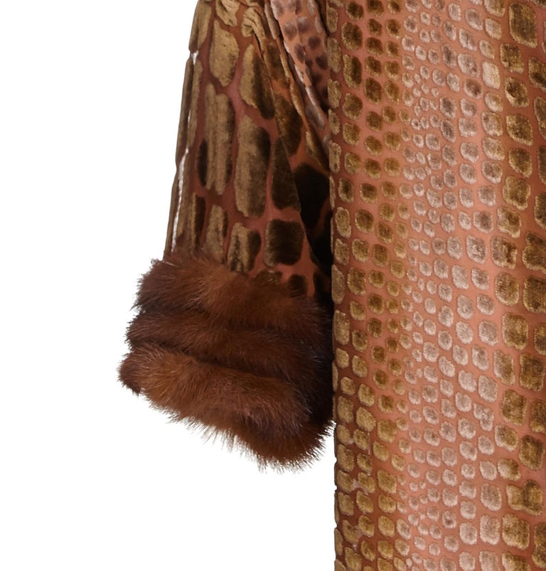 1920s Devore Velvet Flapper Coat With Mink Trim For Sale at 1stDibs