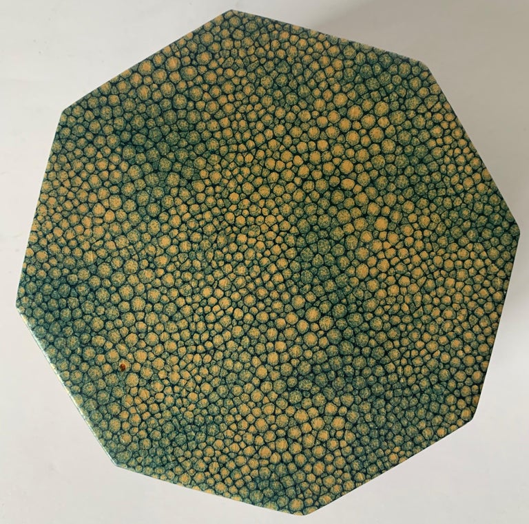 1920s English Octagonal Faux Shagreen Vanity Box For Sale at 1stDibs