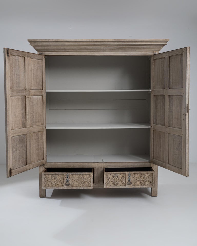 1920s French Neo-Renaissance Oak Cabinet For Sale at 1stDibs