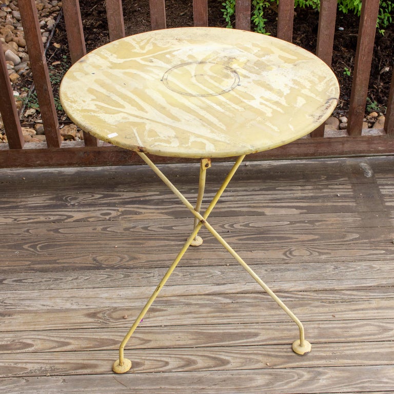 1920s French Painted Metal Garden and Bistro Table For Sale at 1stDibs