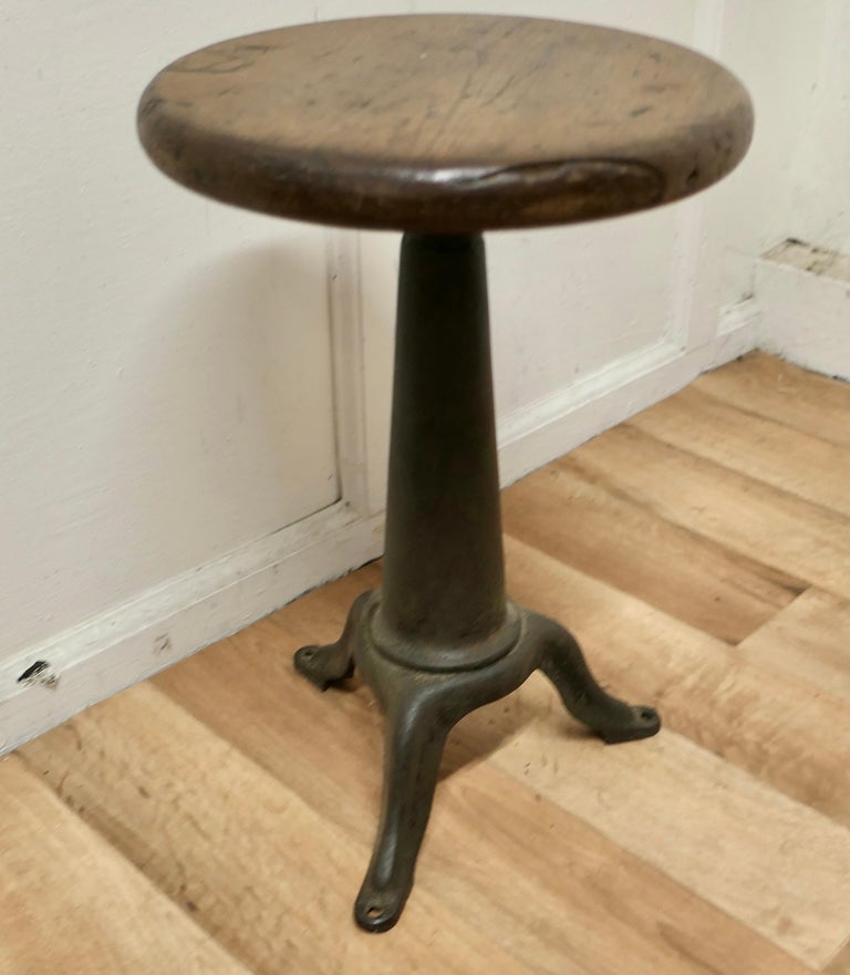 1920's Iron and Pine Machinist’s Revolving Stool For Sale at 1stDibs