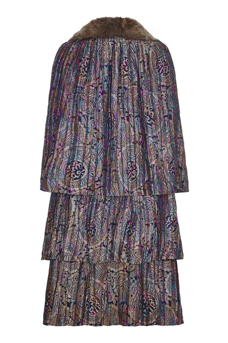 1920s Lame Tiered Opera Cape with Fur Collar For Sale at 1stDibs