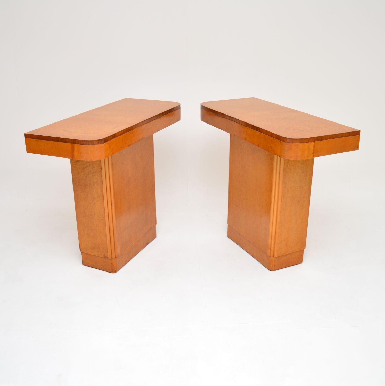 1920's Pair of Art Deco Birds Eye Maple Console Tables For Sale at 1stDibs