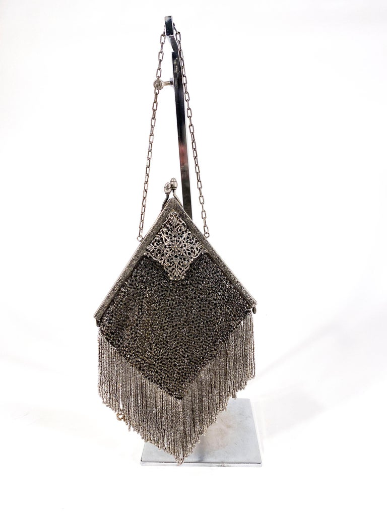 1920s Silver Beaded Handbag at 1stDibs | 1920 beaded purse, silver ...