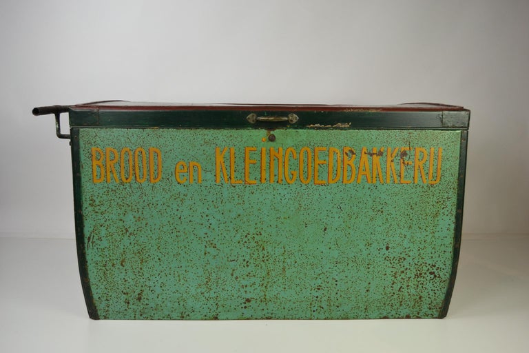 1920s Tricycle's Wood and Metal Box from Antique Bakery's Cargo Bike ...