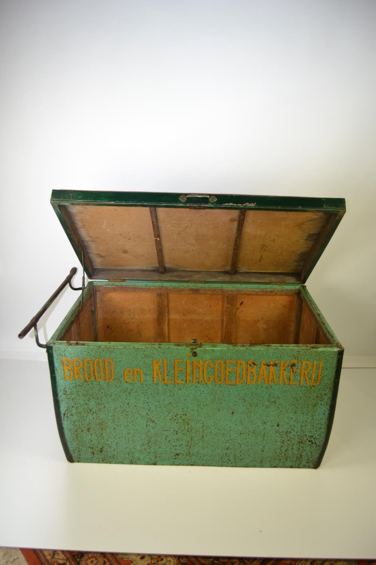1920s Tricycle's Wood and Metal Box from Antique Bakery's Cargo Bike ...