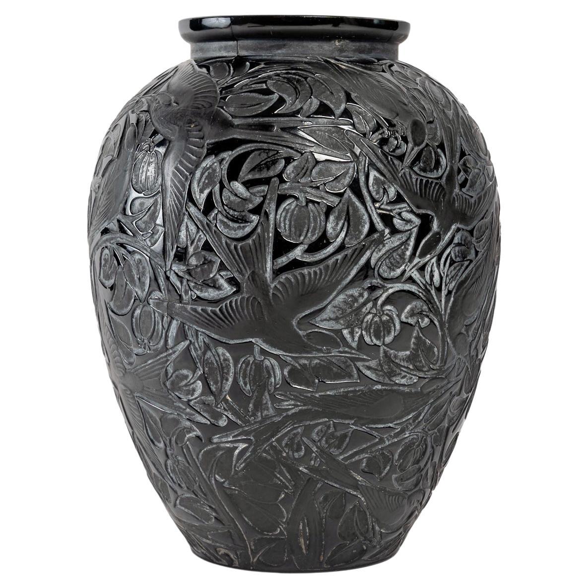 Lalique "Tanzania" Vase with a Dazzle of Zebras in Opaque Black Glass ...