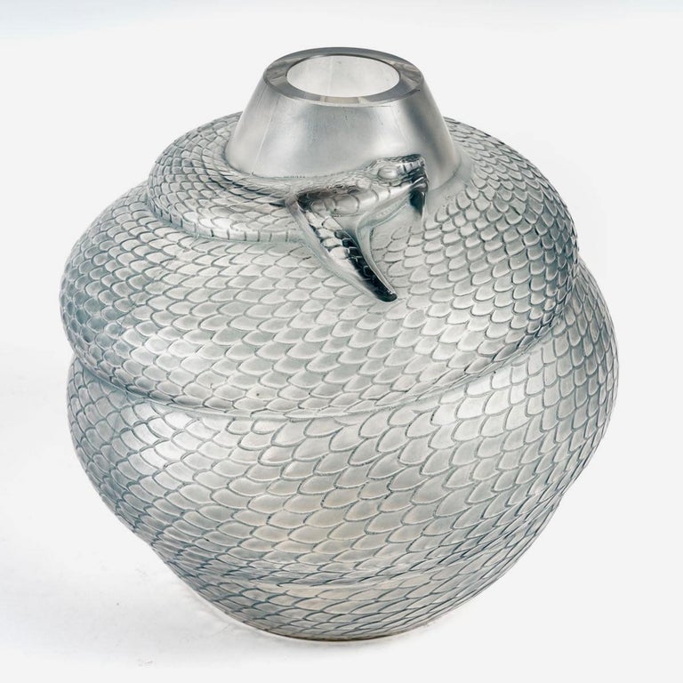 1924 René Lalique Serpent Vase in Frosted Glass with Blue Patina, Snake ...