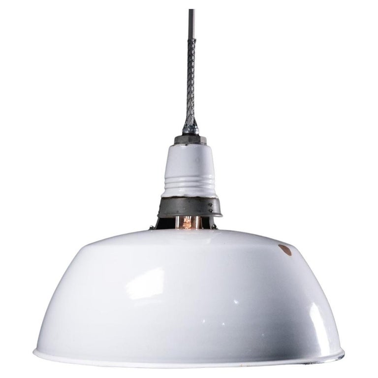 Grande lampe à suspension industrielle rare Benjamin en émail, 1930 En ...
