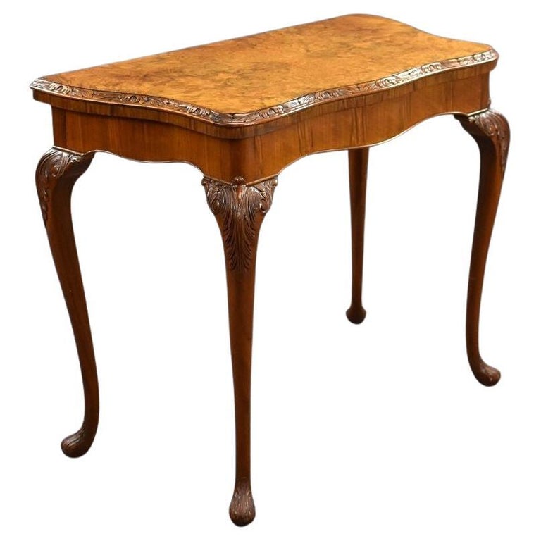 1930d Walnut Serpentine Card Table For Sale at 1stDibs