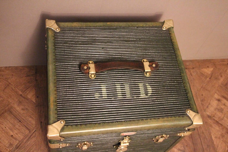 1930s Green Canvas "Cube Shape" French Hat Trunk by Cosmopolitan at 1stDibs