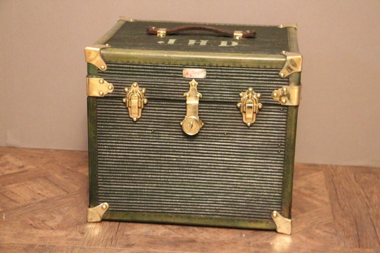1930s Green Canvas "Cube Shape" French Hat Trunk by Cosmopolitan at 1stDibs